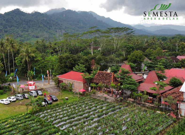Rekomendasi 7 Tempat Cocok Untuk Makan Siang di Magelang, Terkenal Enak ...