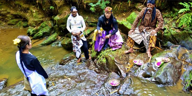 Mengenal Ritual Tapak Jaran Sembrani Di Lereng Merbabu Magelang ...
