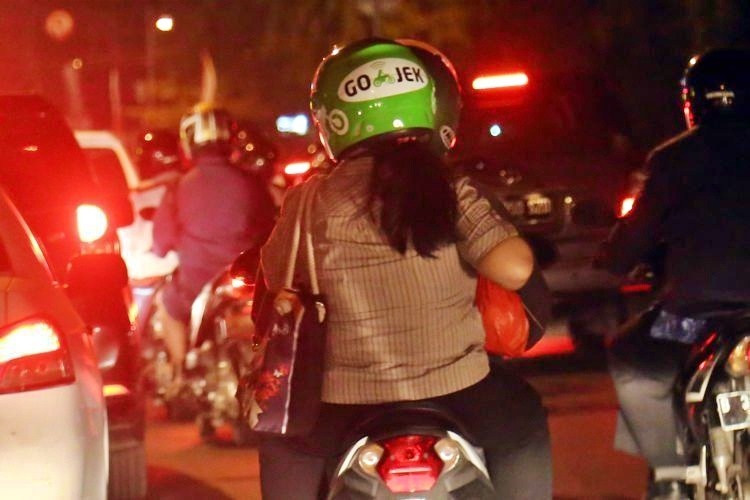 Cerita Horor Driver Ojol Antar Arwah Wanita Korban Kecelakaan - BorobudurNews