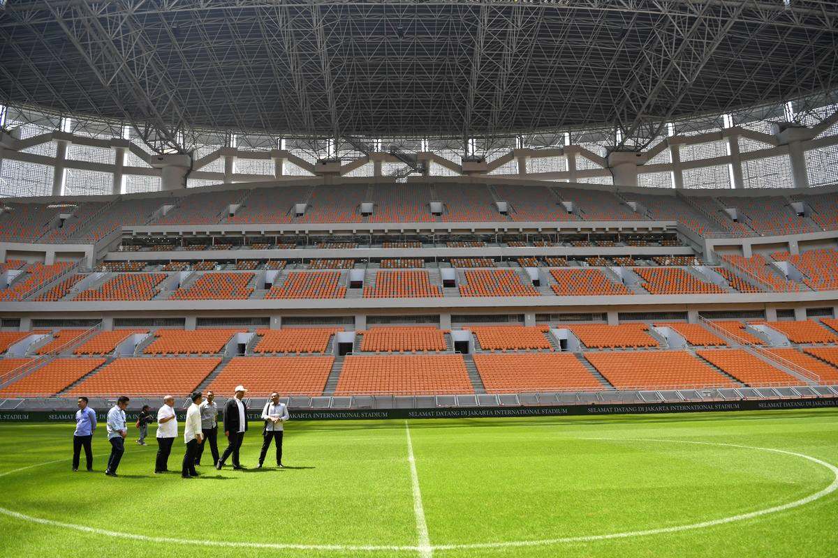 Tak Penuhi Standar FIFA, Rumput di Stadion JIS Akan Diganti Semua ...