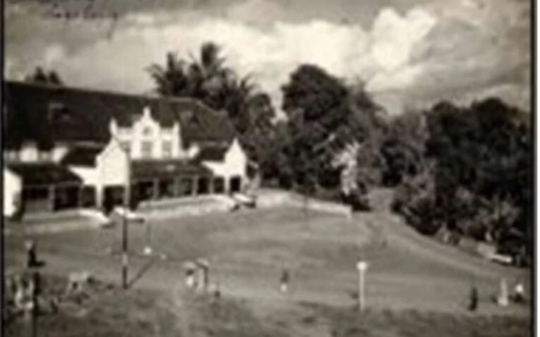 Gedung Bioskop Tua Berusia 100 Tahun “Alhambra” Jadi Bagian Dari ...