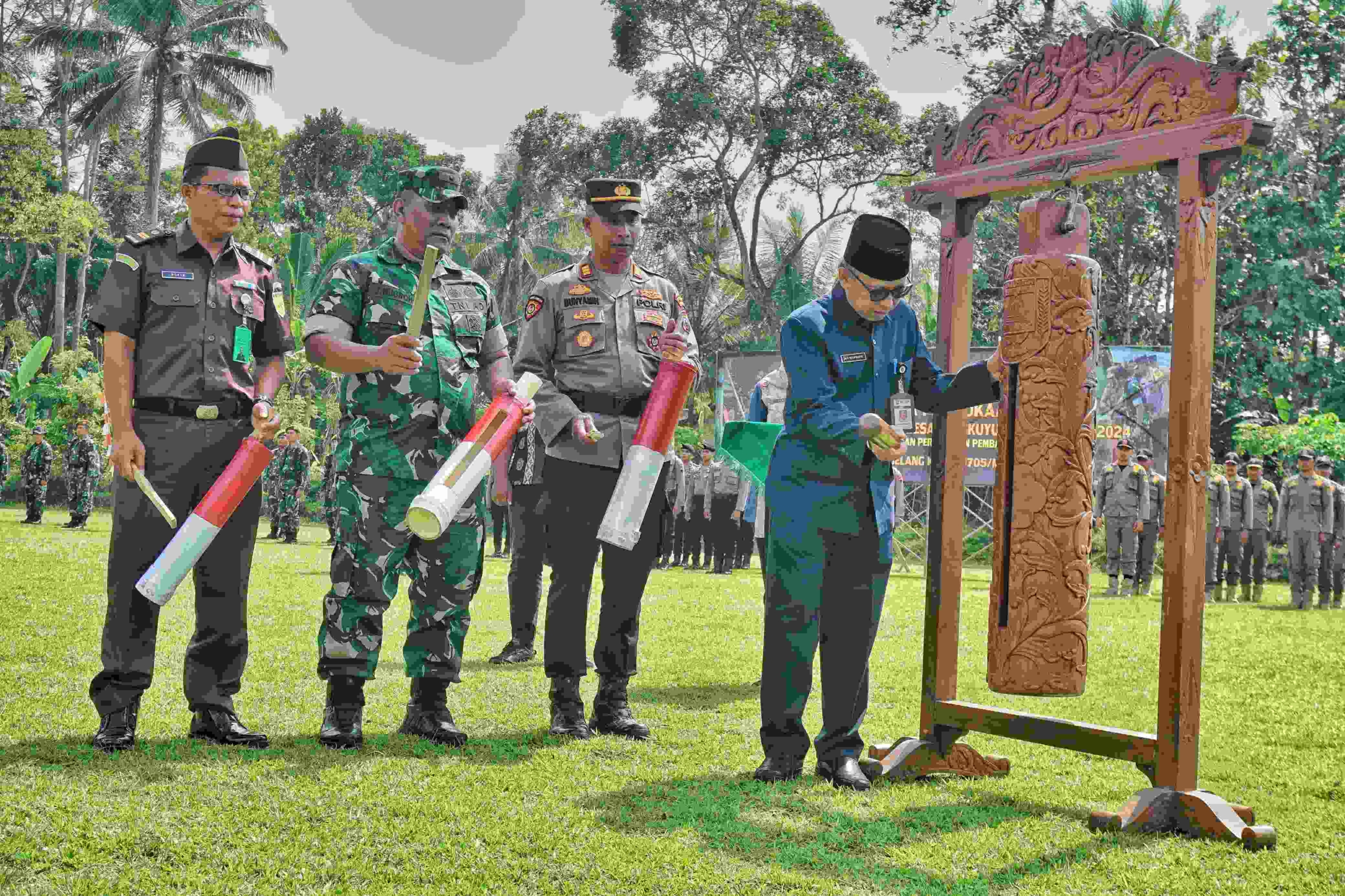 TMMD Tahap IV Dimulai di Grabag, Bangun Jembatan dan 5 Unit RTLH ...